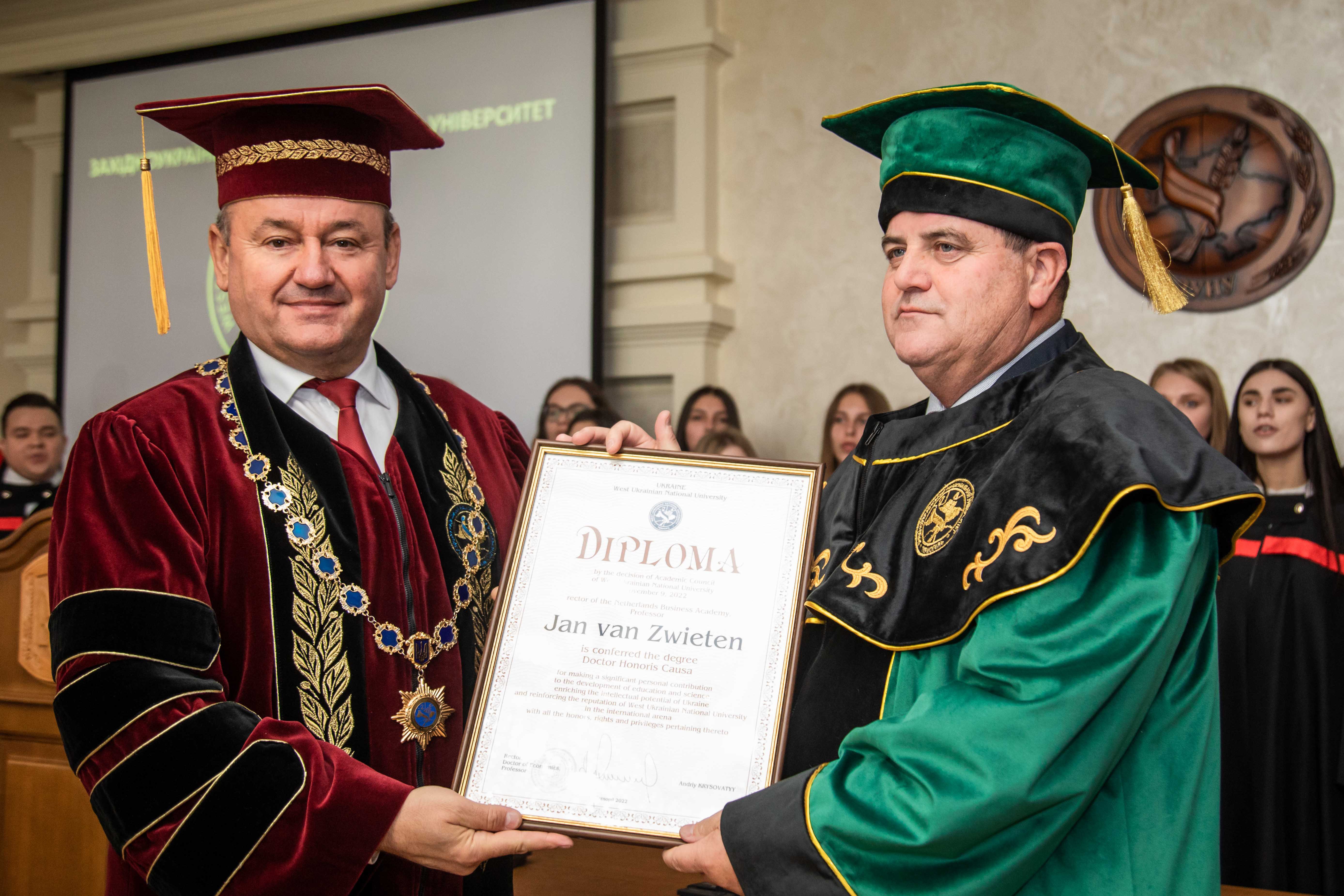 Jan van Zwieten is conferred the title of WUNU Doctor Honoris Causa » WUNU